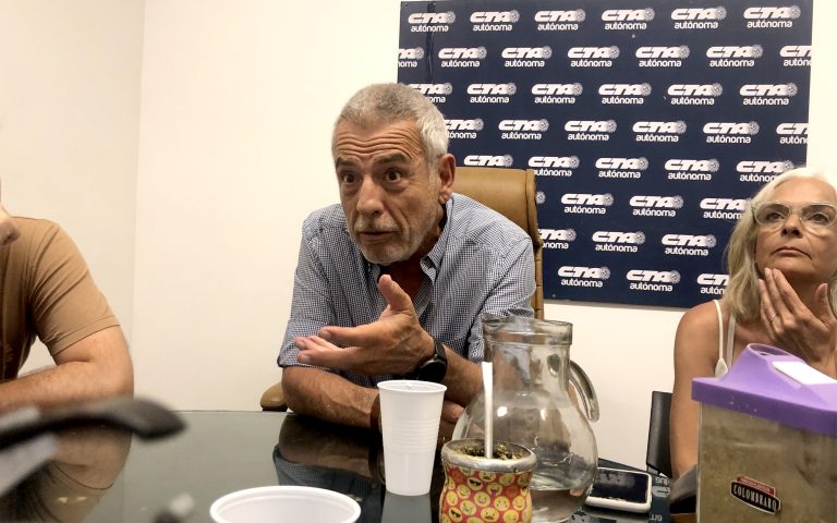 Grosi: "El Consejo de Mayo es un chupetín de cemento"