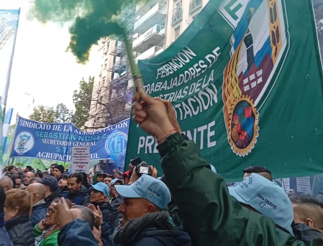 La FTIA rechazó el aumento del 1% y se mantiene en estado de ...